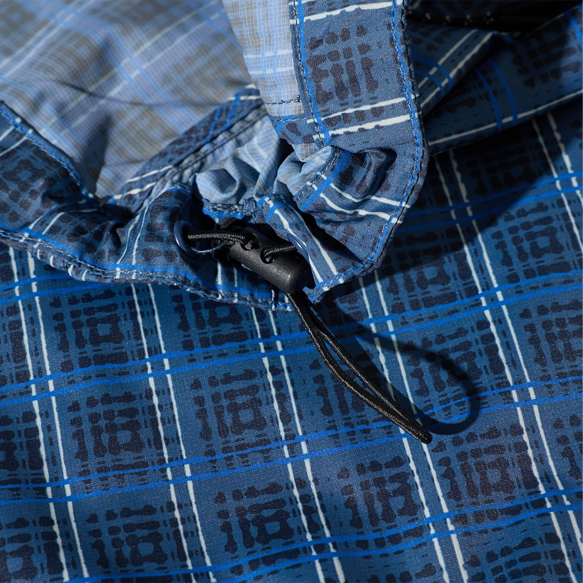 Polar Chase Light Shell Jacket Blue Check | Skatestore
